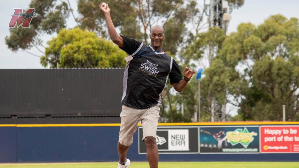 CARLY JAMES PITCHES AT ACES BASEBALL GAME | Footscray Hockey Club